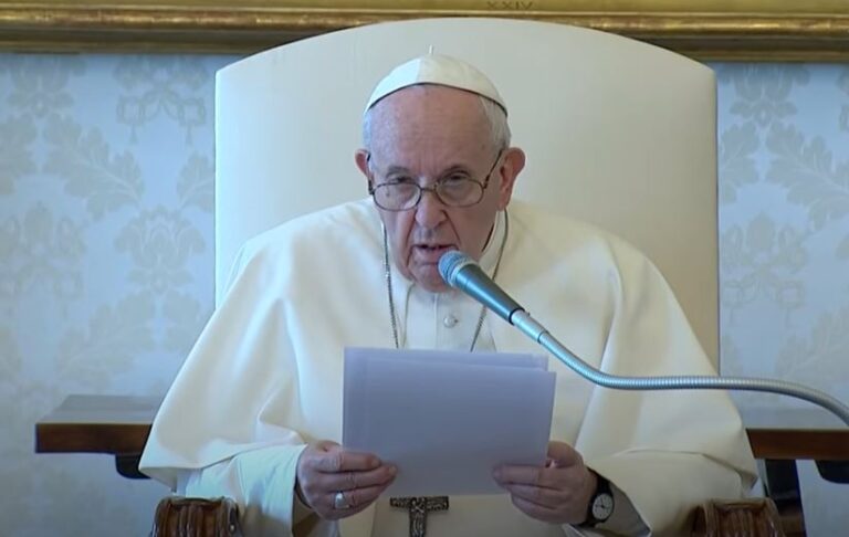 Rosario per il Papa oggi: dove vederlo in diretta tv